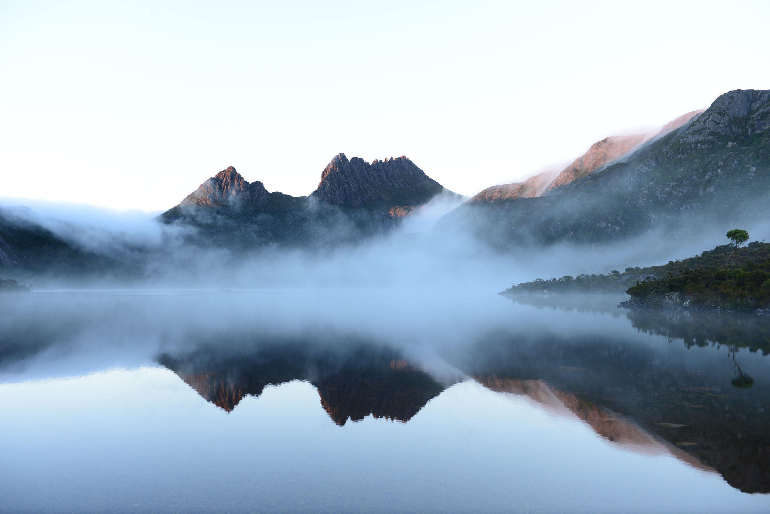 Cradle Mountain Wall Mural | Nature Wallpapers | Eazywallz